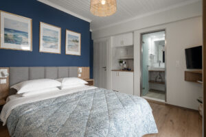 Double Studios Sea View - Captain's Seafront Apartments